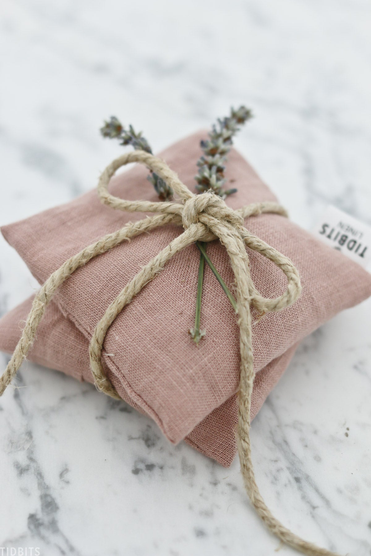 Linen Lavender Sachet – TIDBITS & Company